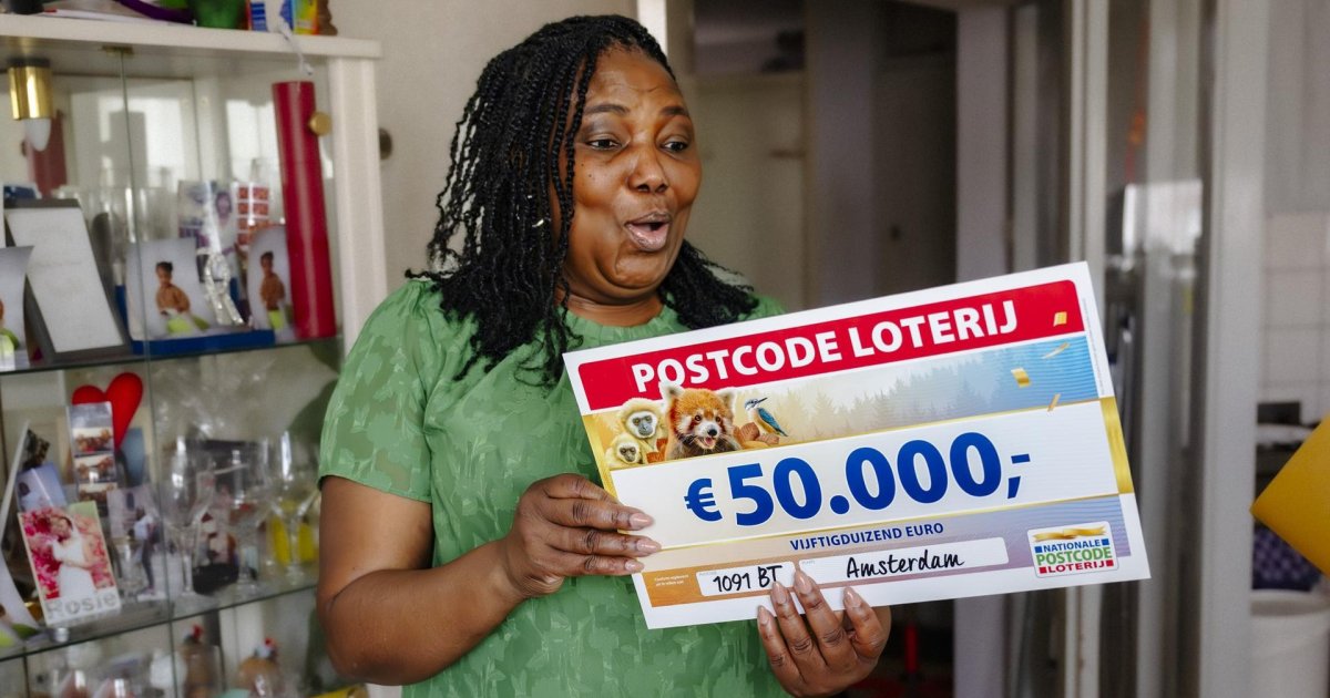 Amsterdamse trambestuurder Rosie wint 50.000 euro bij de Postcode ...