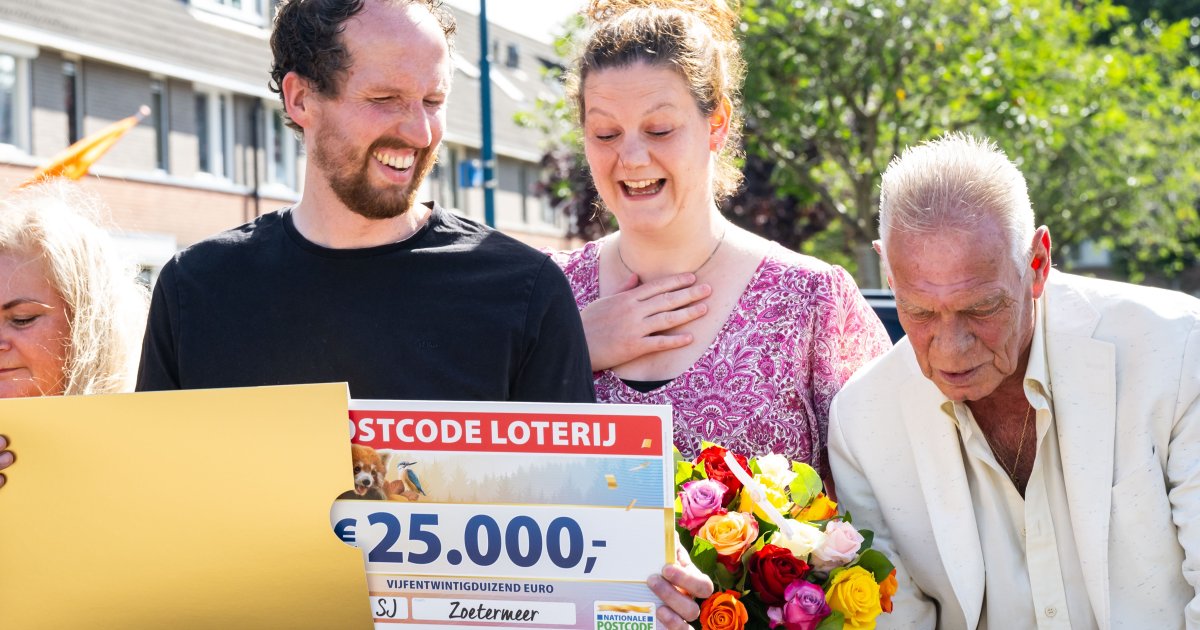 Negen inwoners Zoetermeer winnen samen 325.000 euro bij de Postcode Loterij - NPL Perspagina’s